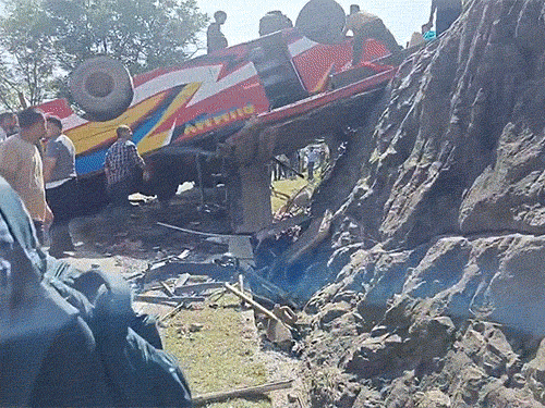 Jammu Bus Accident: 100 Feet Fall & Bus Overturned | 15 Dead