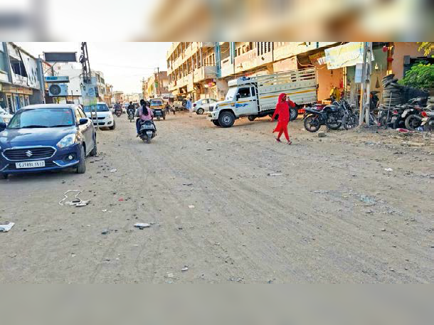 The road connecting the old Gram Panchayat office in Mundra to the ...