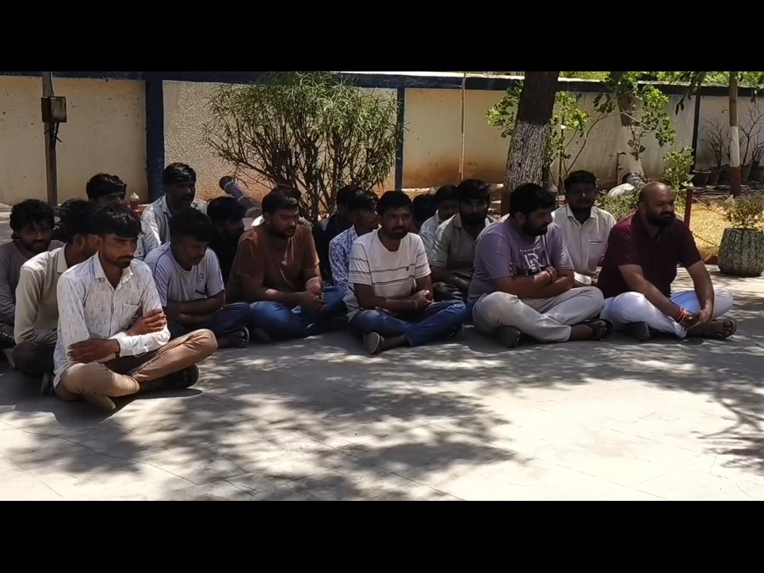 Surendranagar Mining Mafia WhatsApp Group Busted | 23 Admins Arrested