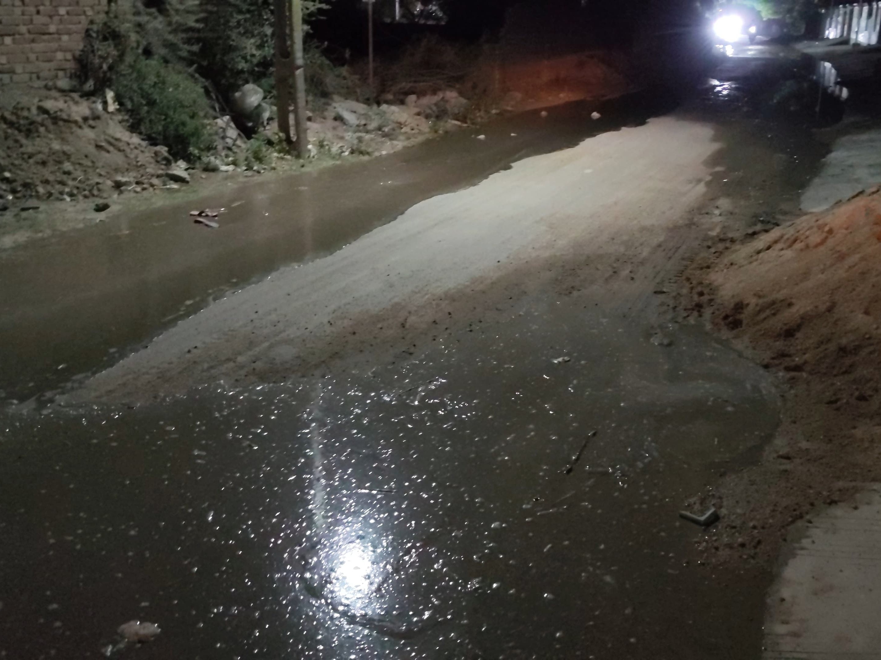 Patan Tank Overflow; Lakhs Liters Water Waste | Employee Absent