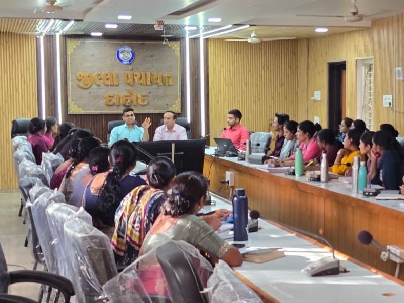DDO Smit Lodha Orders Ideal Anganwadi, Nutrition Improvement; Action ...