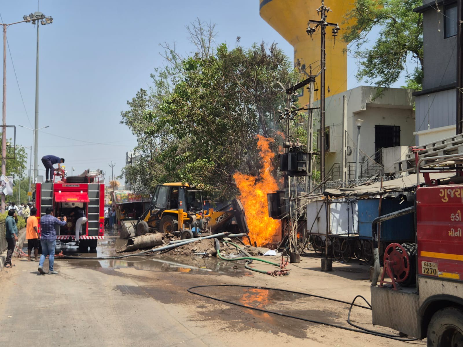 Kadi Gas Leak Fire: Two Workers Burned Near Taluka Panchayat