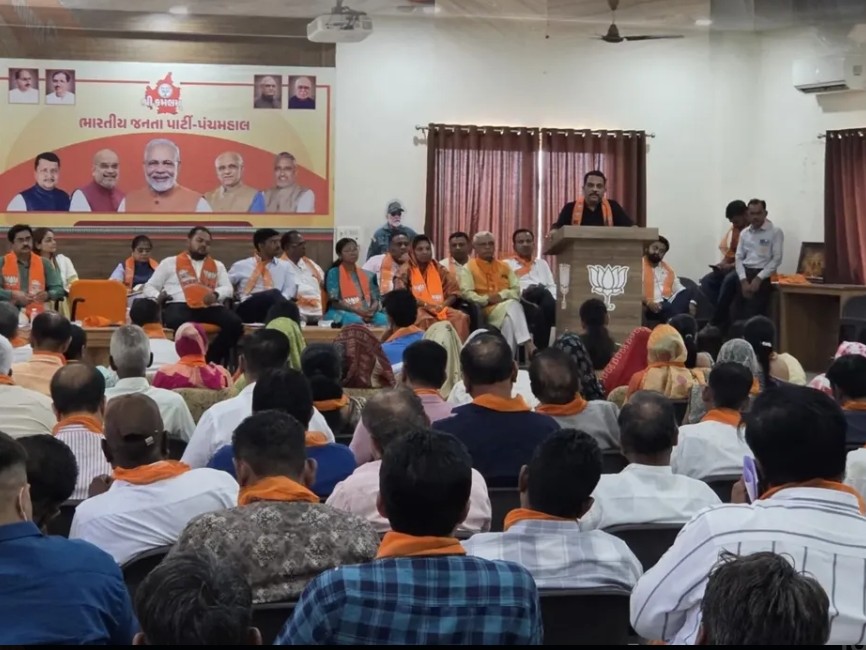 Godhra BJP Workers Discuss Programs; Central Govt 12 Years Workshop