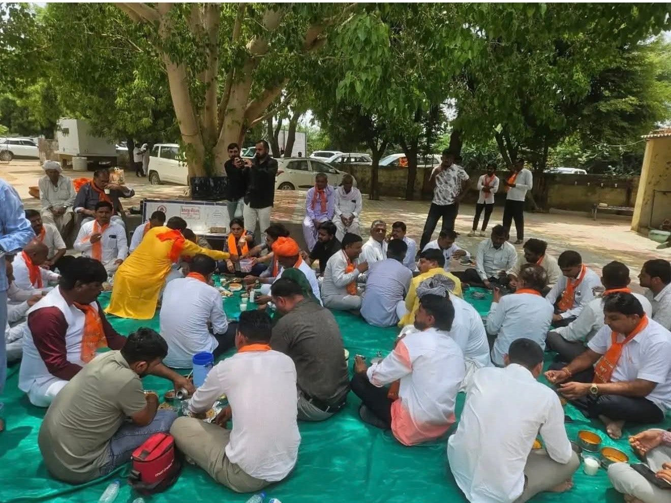 BJP Dist President Nareshbhai Thakor at Delvada Ashram Meeting