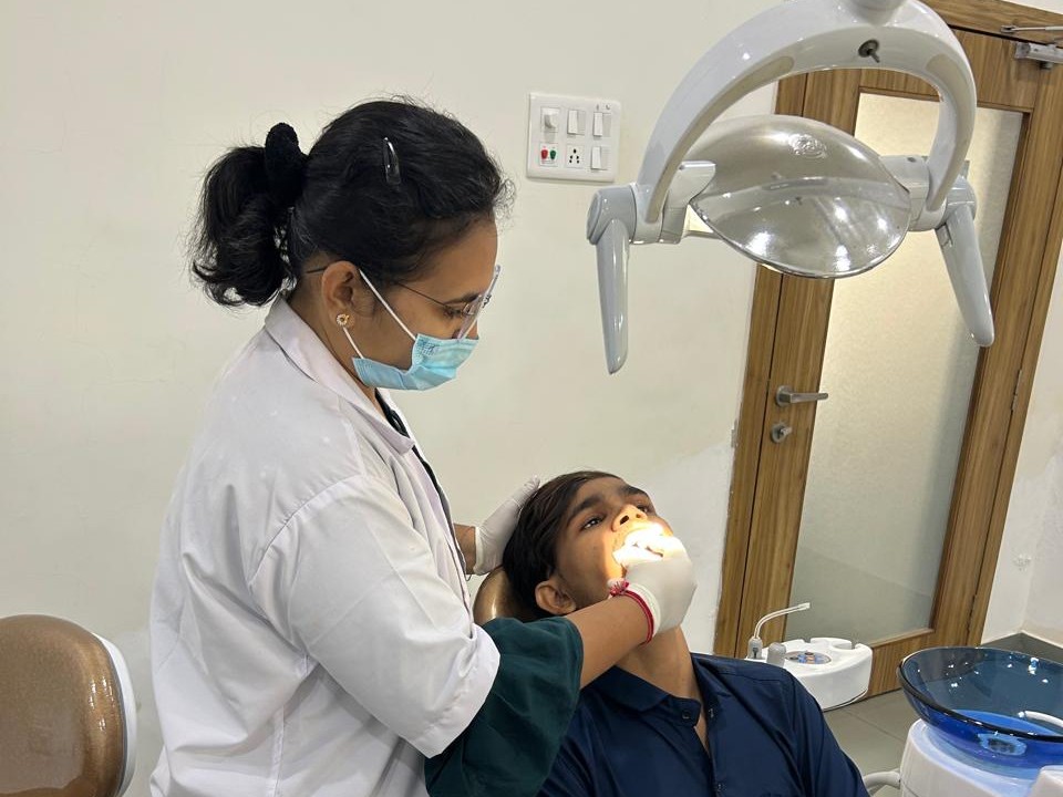 Gir Somnath Red Cross No Tobacco Week: Free Dental Checkup