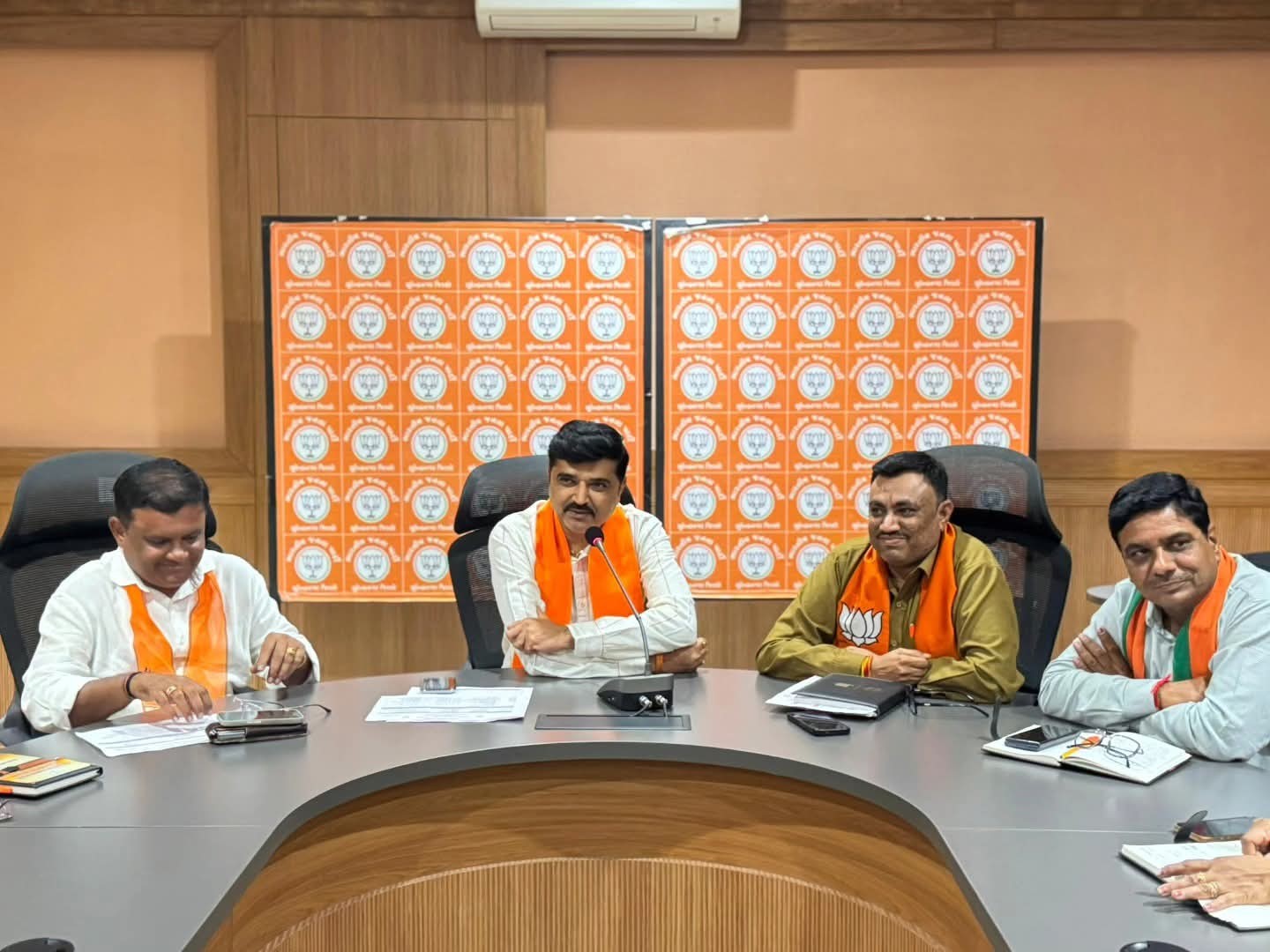 Surendranagar BJP Meeting: Namo Kamlam Office Discusses Programs