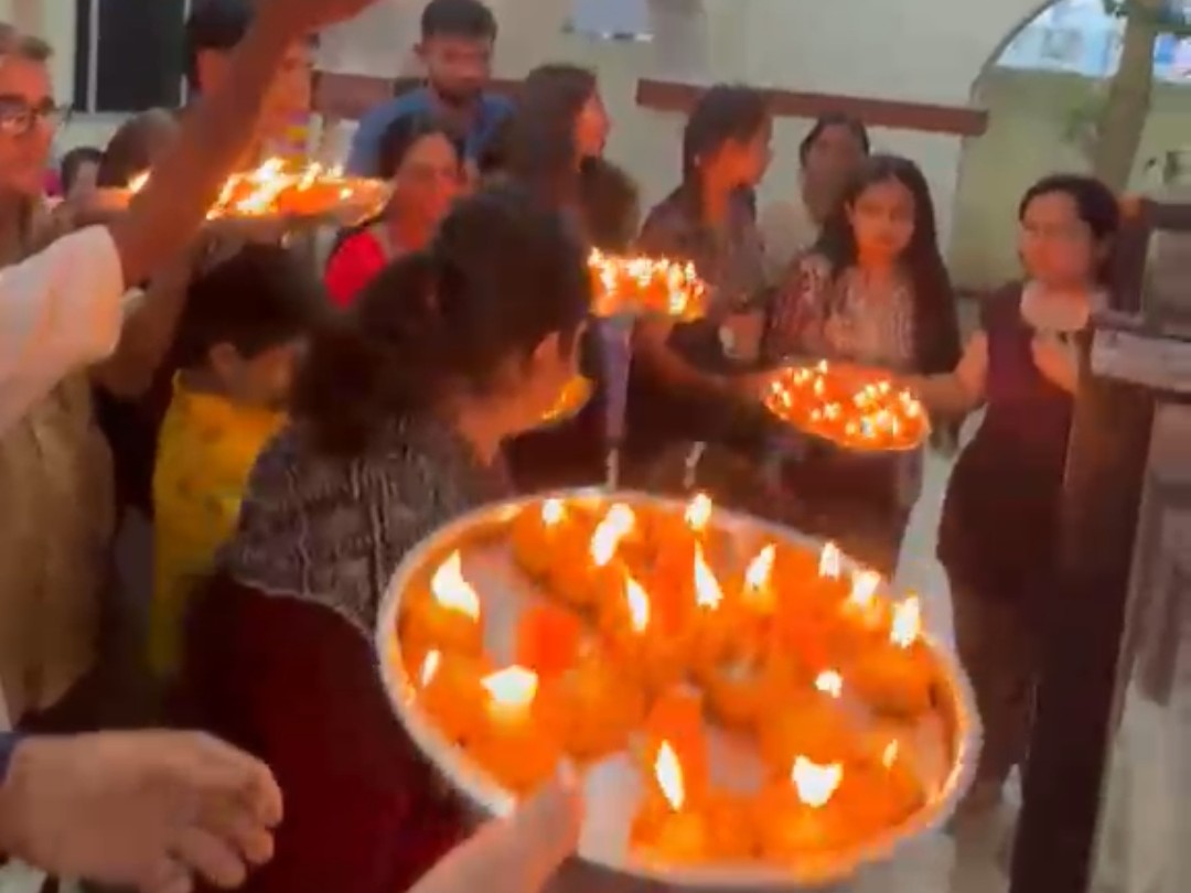Veraval Jalram Mandir Celebrates Mango Festival With 251kg Decor