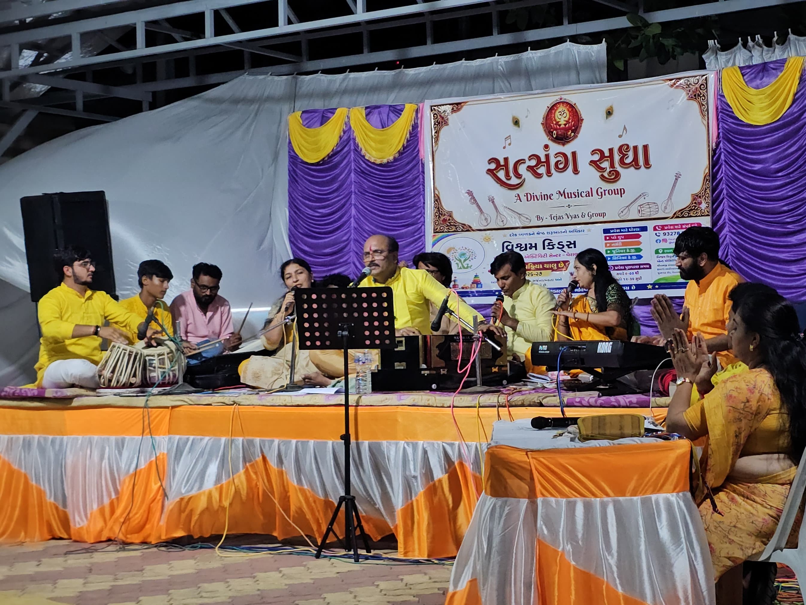 Veraval Bhajan Sandhya: Purushottam Mass Celebration by Satsang Sudha ...