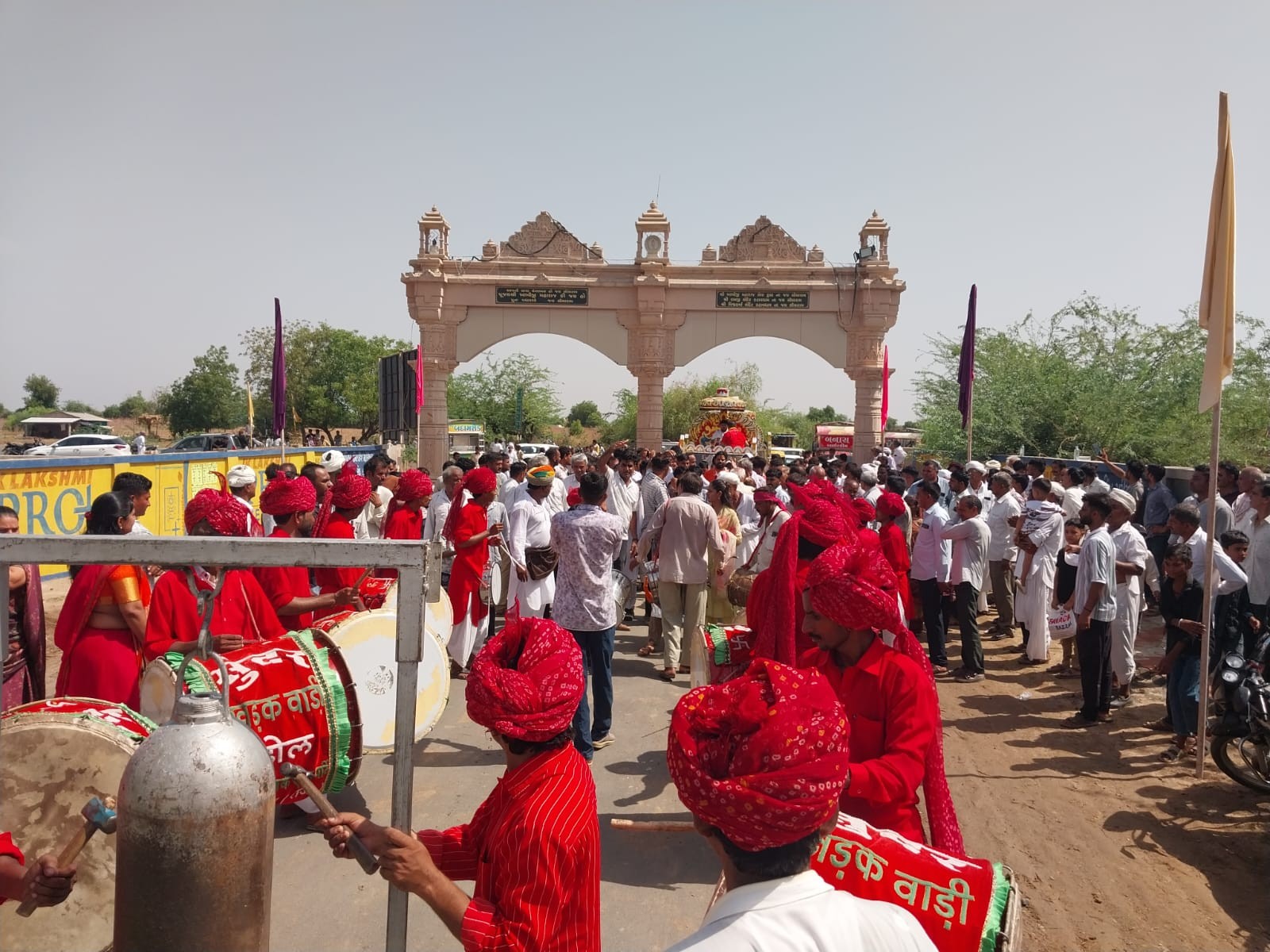 Kathakar Jogidada Shobhayatra Inauguration at Katav Dham | Bhagwat ...