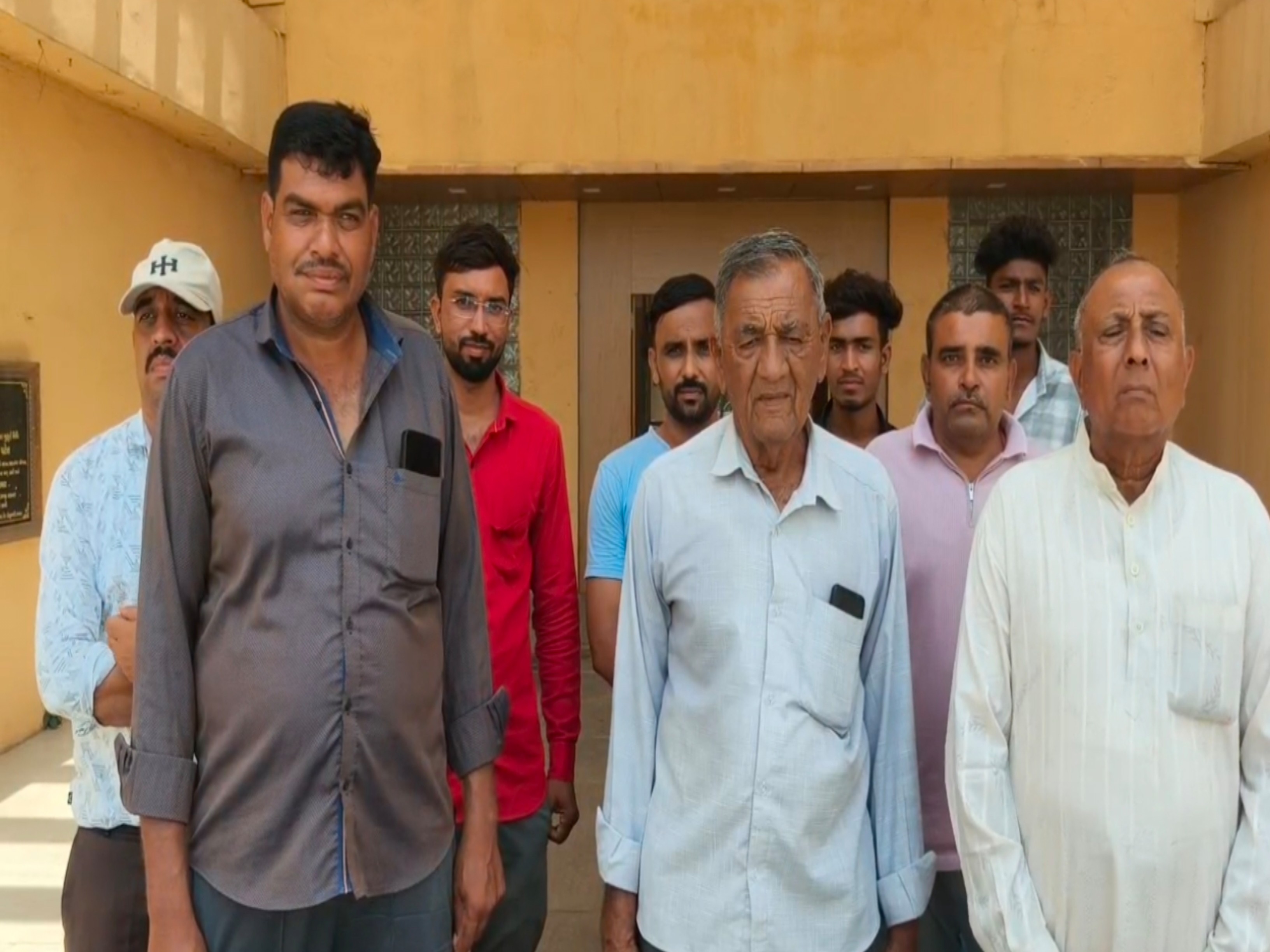Mahisagar Farmers Face Makkai Kharidi Issues; Adhik Kalekhtar Gets ...