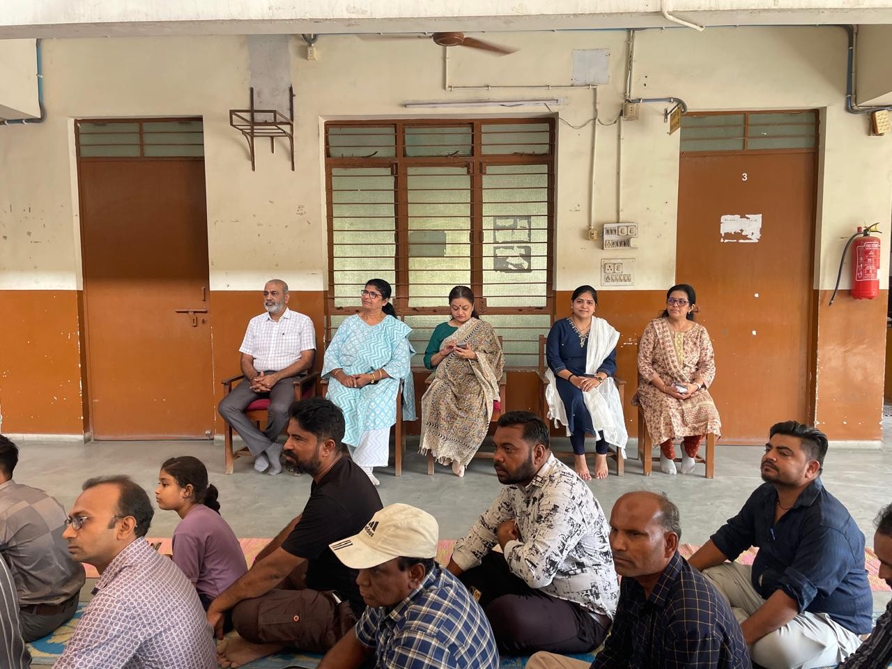 Kankaria School Welcomes Std 1 Students With Tilak; Prabeshotsav ...