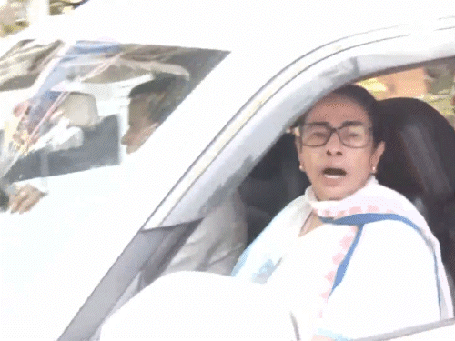 TMC Rift: 50+ MLAs Backing Claims | Mamata Banerjees Party Faces ...