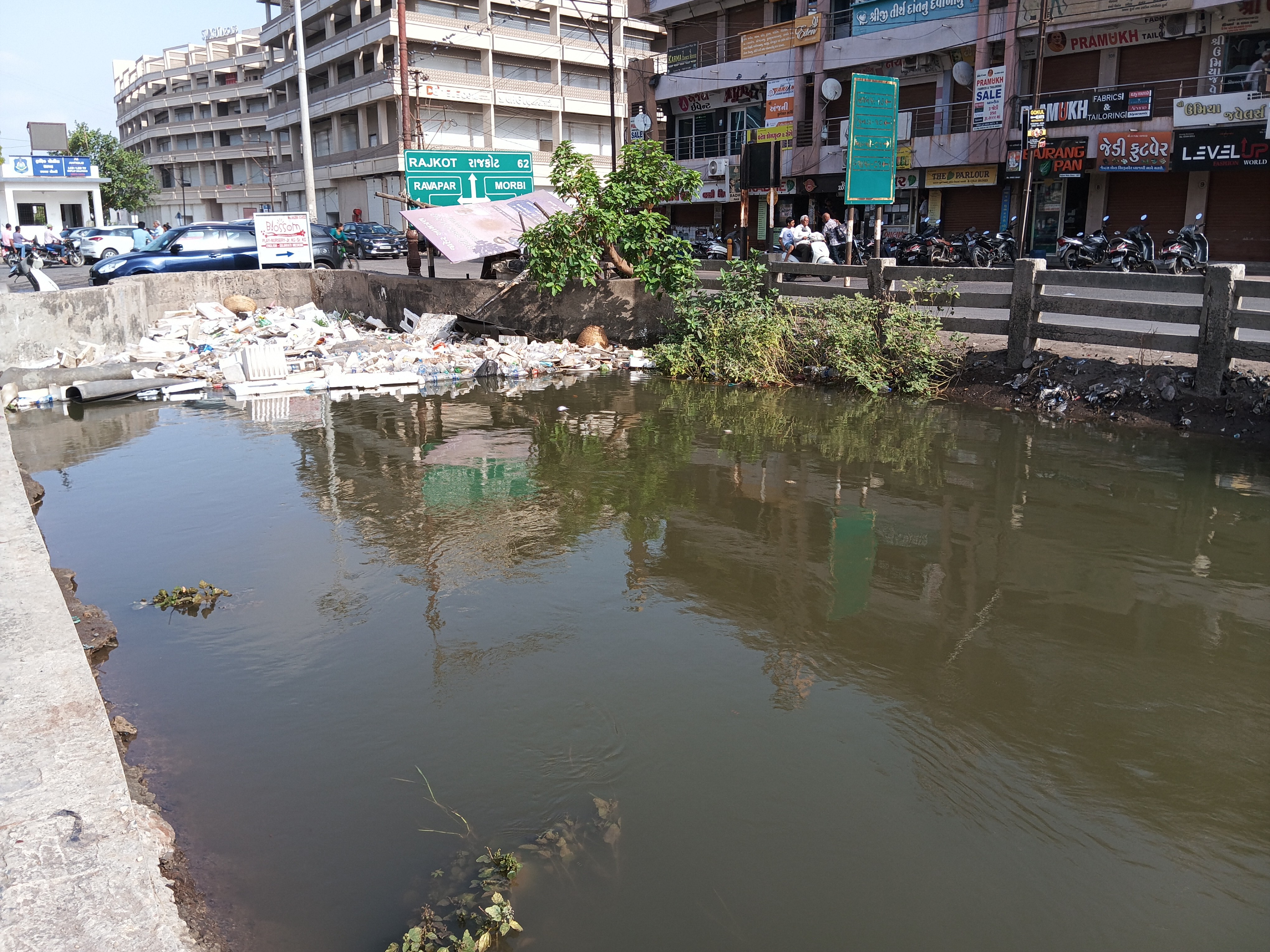 Morbi Machhu Canal Overflow; Water Waste While Farmers Lack Irrigation