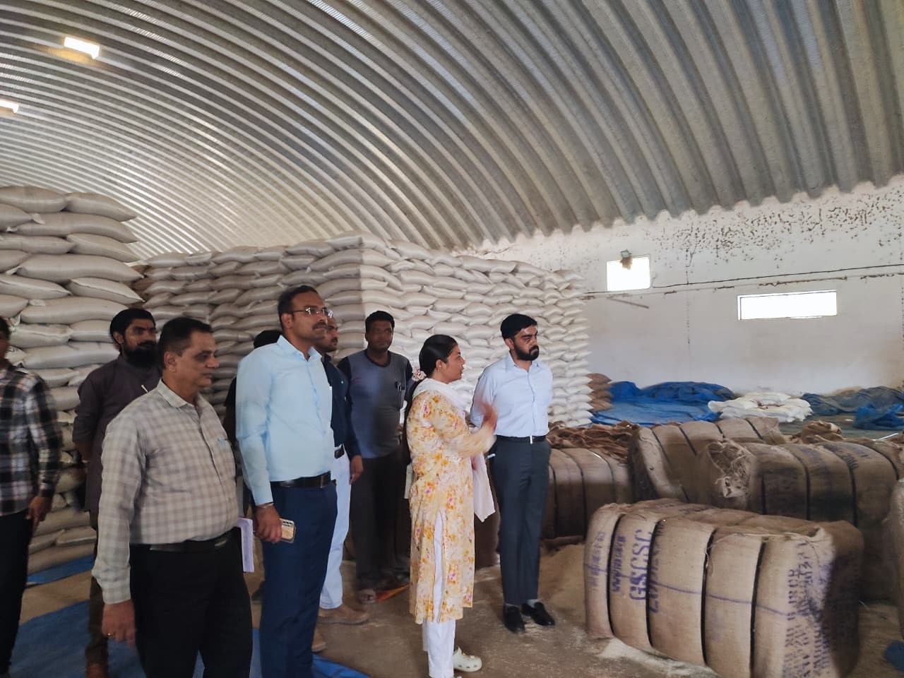 Tankara Collector Visit: Swpnil Khare Inspects Mamlatdar, TDO Offices