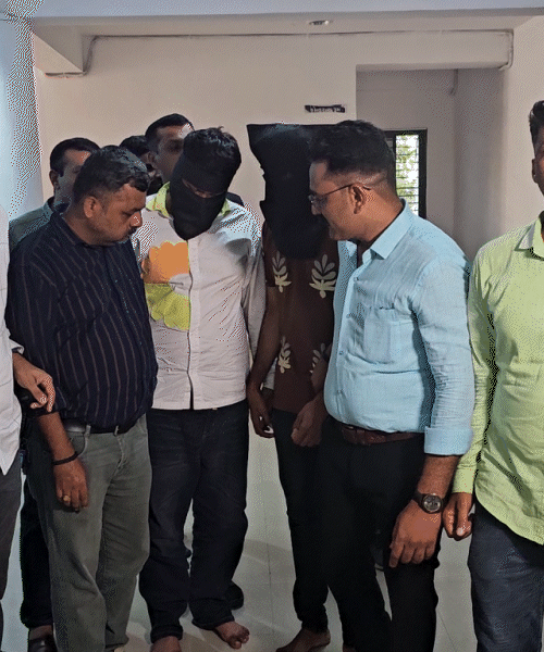 Surat Masked Men Robbery | ₹8 Lakh Heist Ex-Employee Arrested