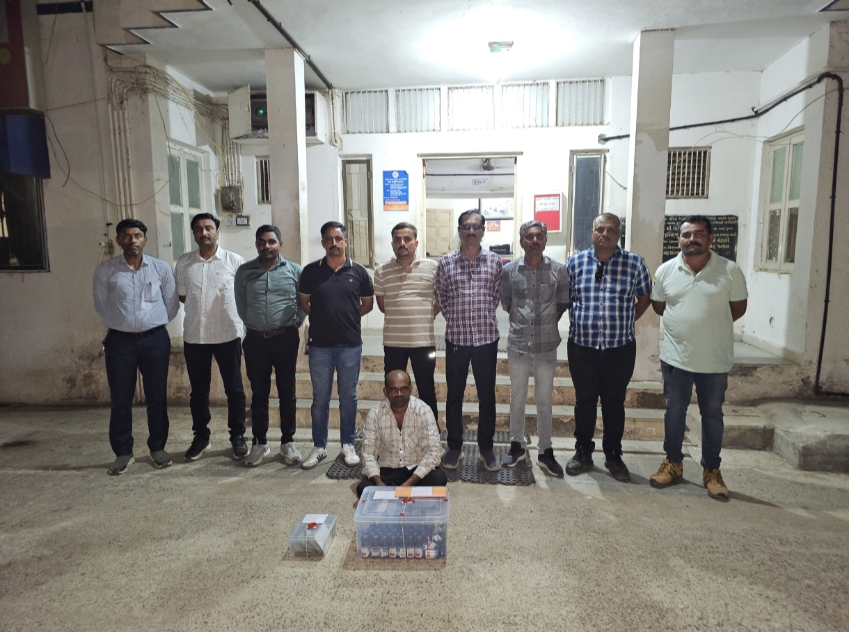 Bhavnagar SOG Operation: Cough Syrup Bust Leads to 11 Arrests