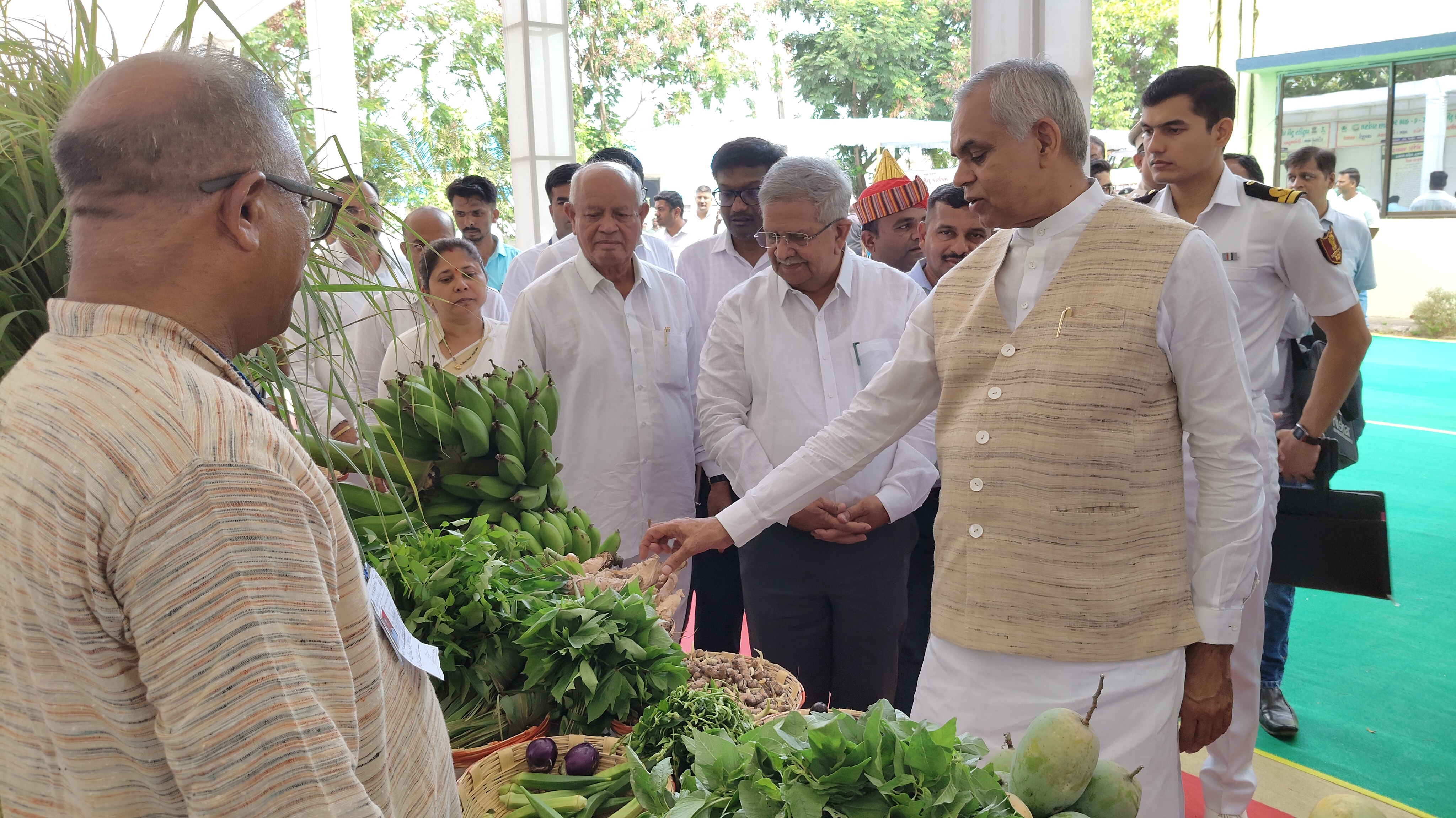 Cow-based natural farming will provide a healthy life to the coming ...