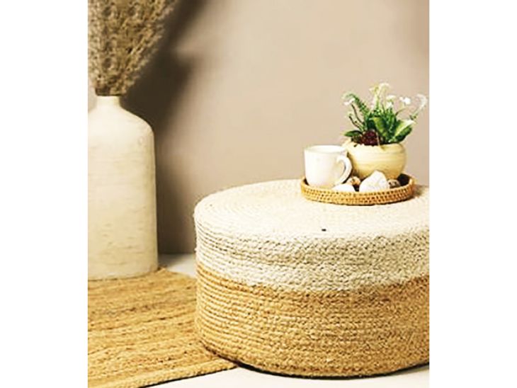 Boho Seating Arrangement: Stylish & Comfy Home Decor Tips