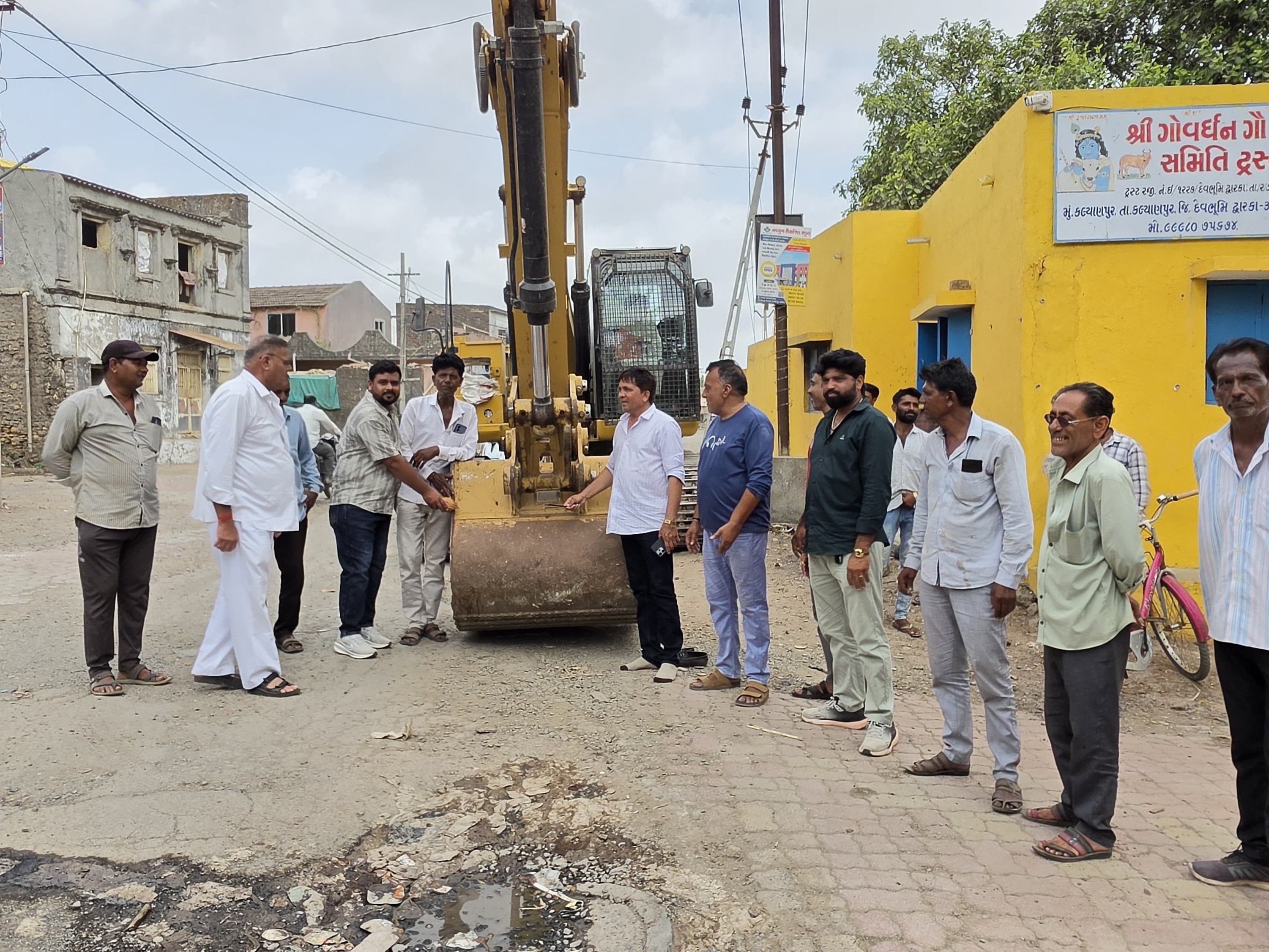 Kalol Aaval Mataji Mandir to Smashan Road Construction Begins