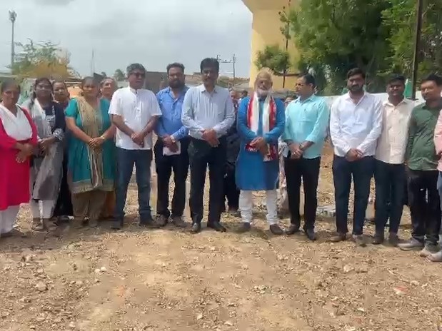 Bharuch Nagar Palika Waste Management Drive | Tree Plantation For Awareness
