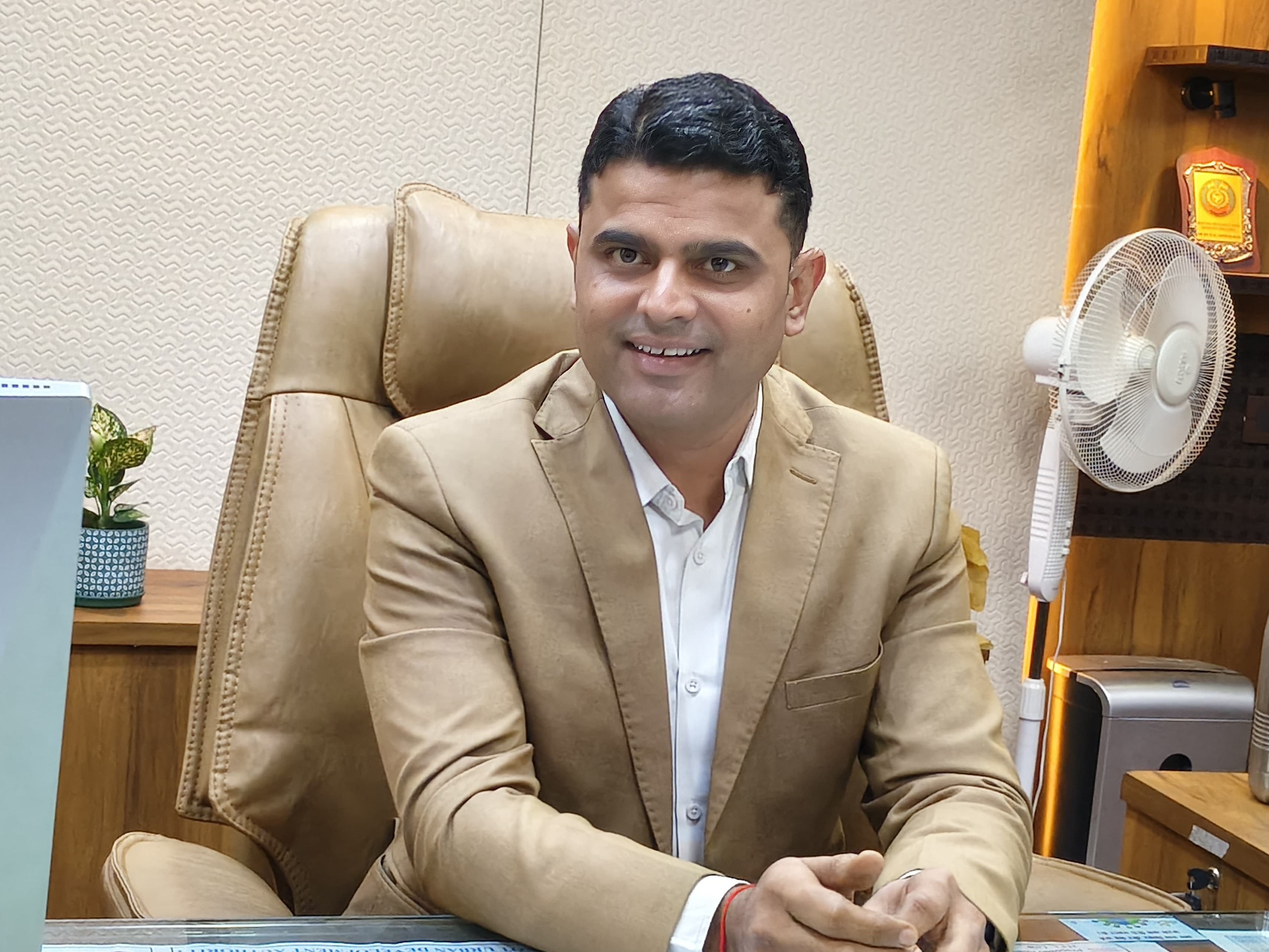 Rajkot Collector Surprise Visit Maliyasan Jiyana; Panchayat Records ...
