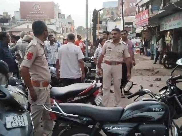 Modasa Town Hall Shopping Center Parapet Collapses; One Injured