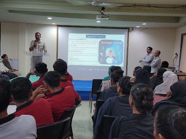 Surendranagar Cyber Team Trains 200 Employees | Cyber Security & Fraud ...