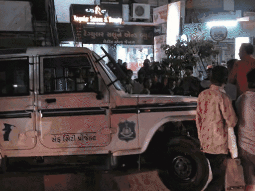 Surat ASI Drunk Driver Hits BRTS Bus | Police Uniform, Liquor Found