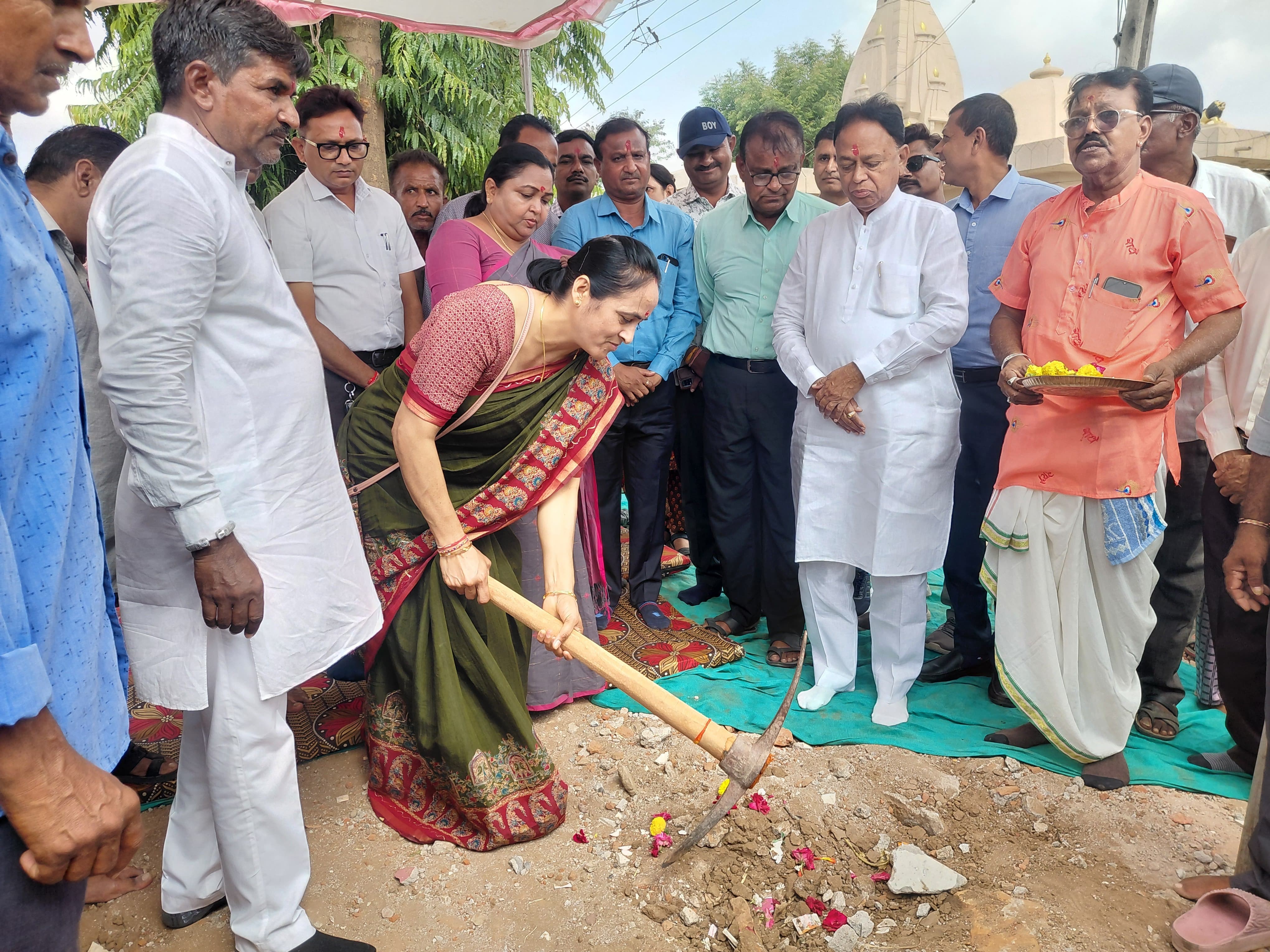 Pethapur Panchayat Bhavan & Road Inauguration | VD Zala & Shobhanaben ...