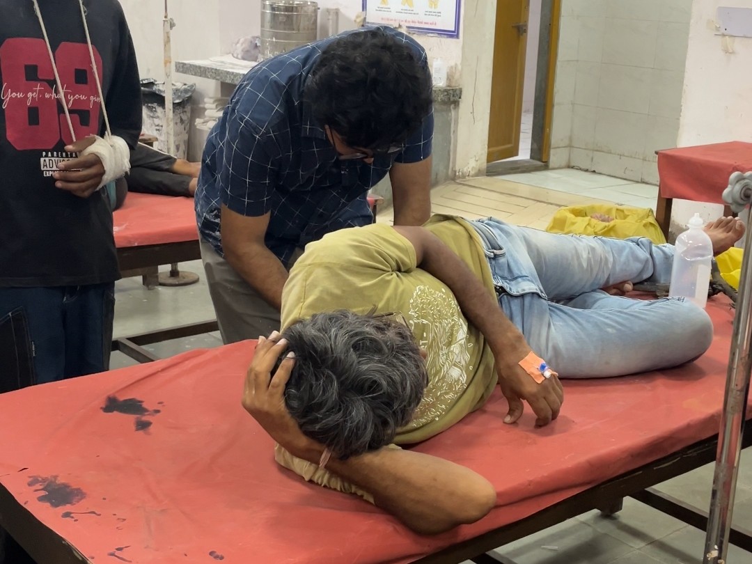Surat Bikers Leg Pierced by Iron Stand in Horrific Accident