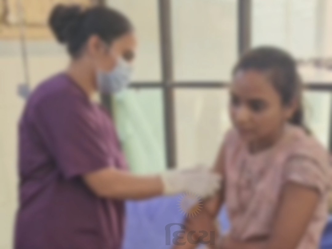 Godhra Dog Attack: Brother-Sister Bitten | Civil Hospital Treatment