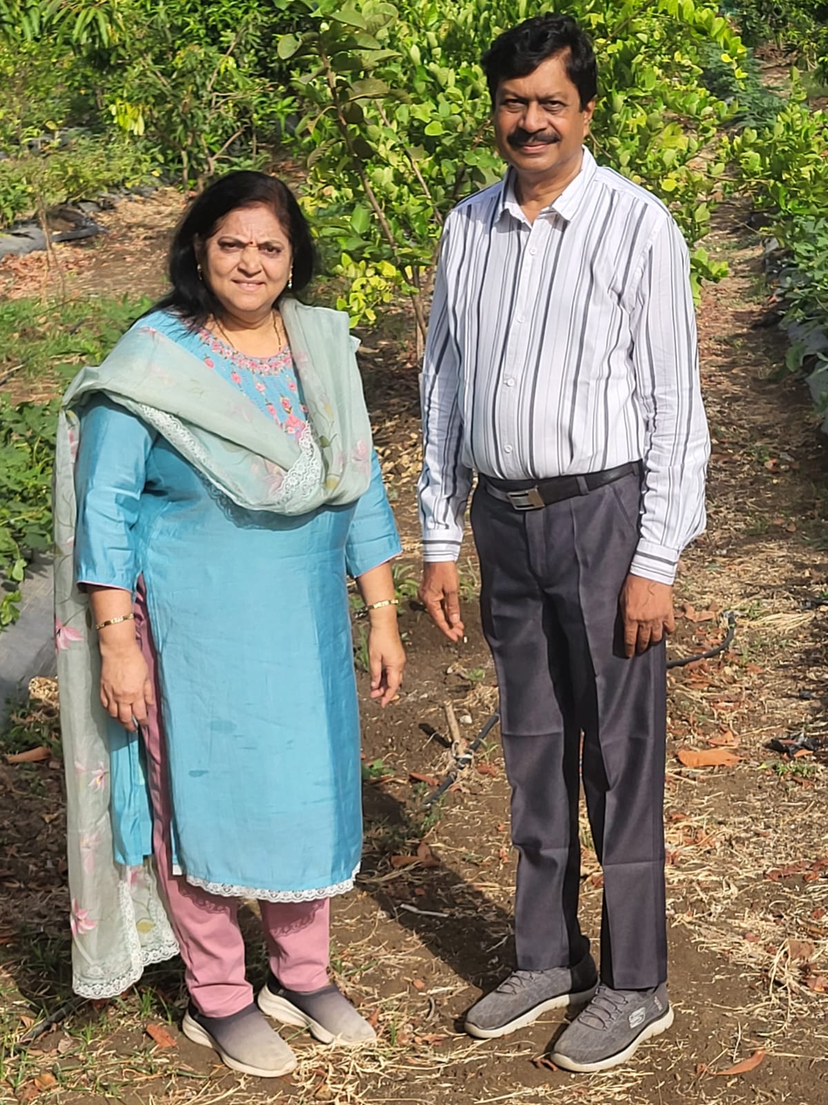 Organic Farming Success: Woman Farmer Grows 35+ Fruits in 1 Bigha | Chikhli