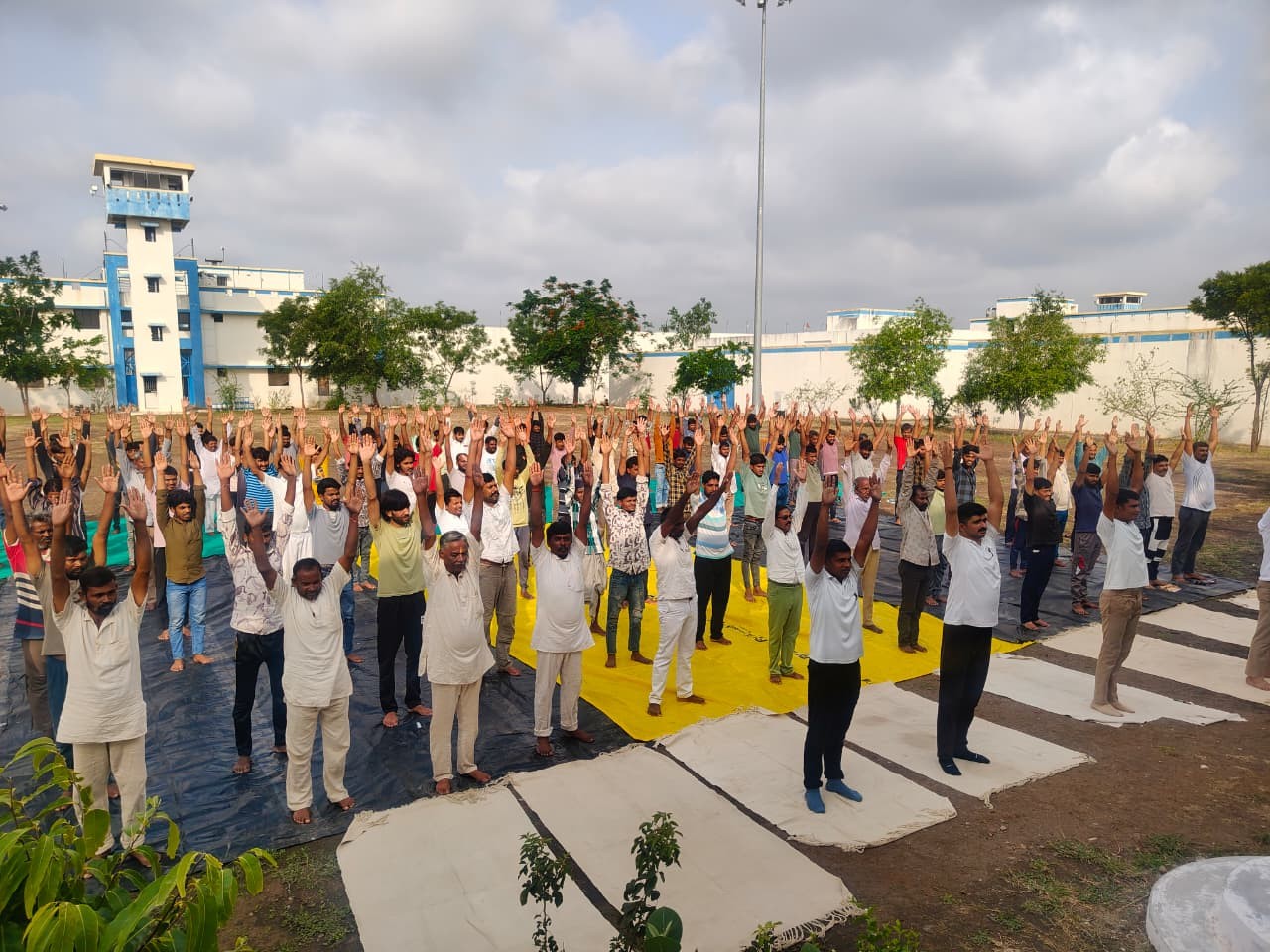 Dahod Jail Prisoners Mark Intl Yoga Day for Health