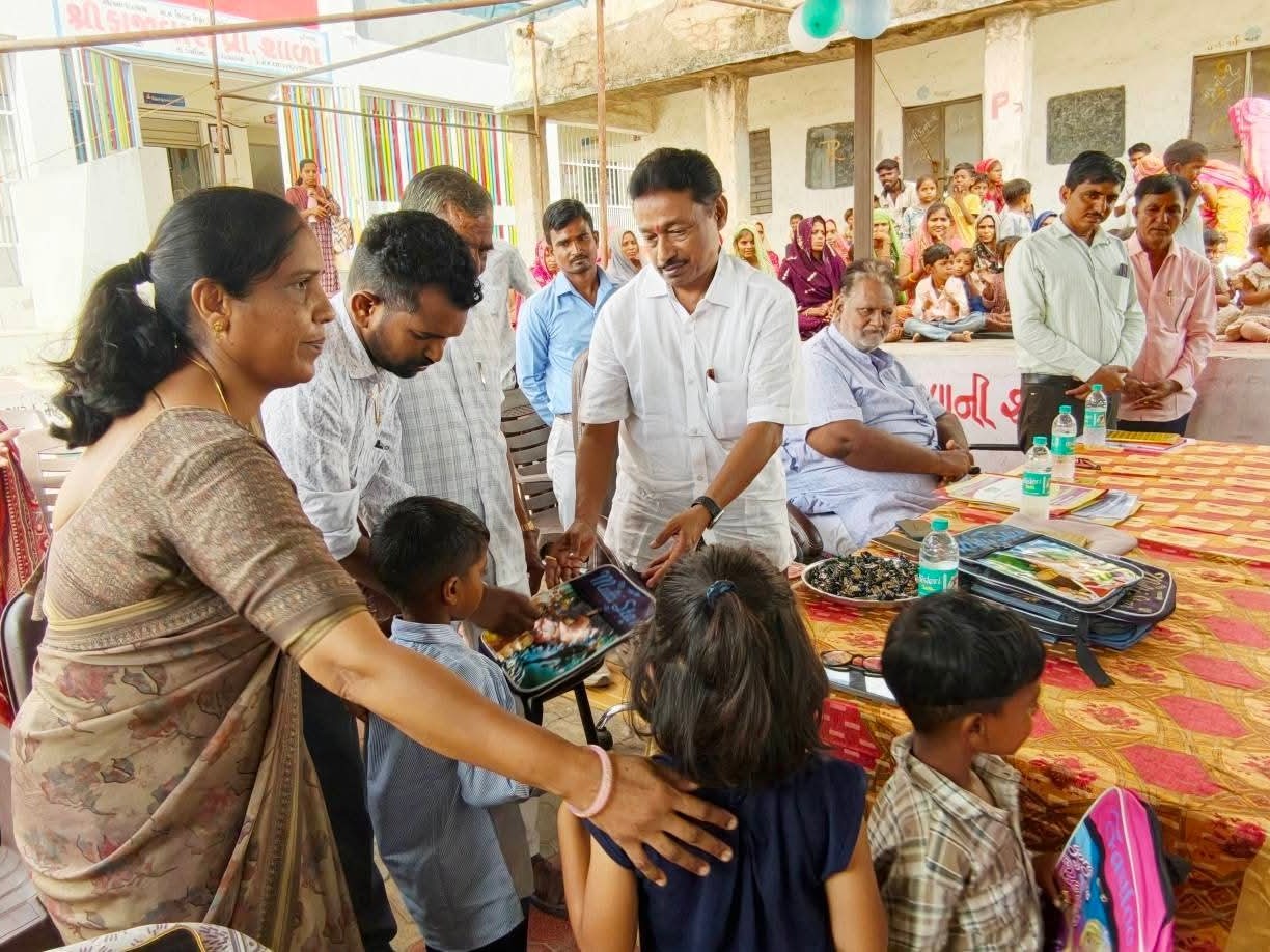 Poshina Primary School Dialogue & Tree Plantation; Khedbrahma MLA ...