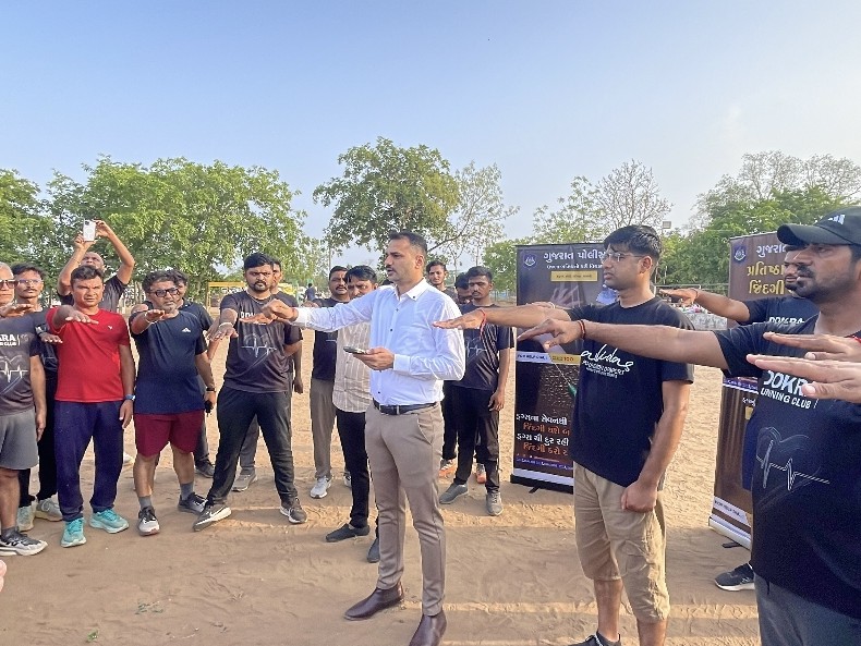 Disa NDPS Awareness Drive: Citizens & Students Pledge | Banaskantha SOG